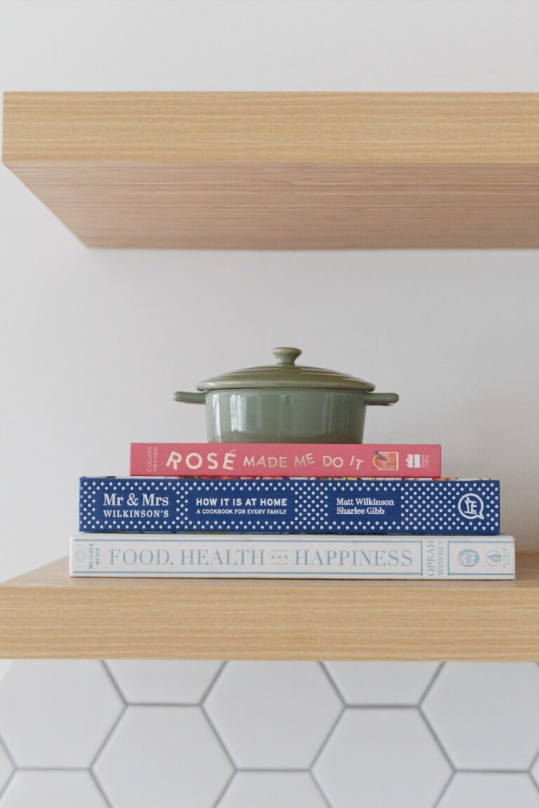 How To Style Coffee Table Books Like A Pro (And Which Ones To Buy!)