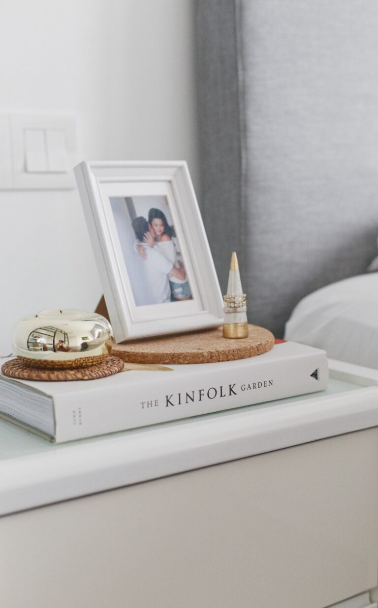 How To Style Coffee Table Books Like A Pro (And Which Ones To Buy!)